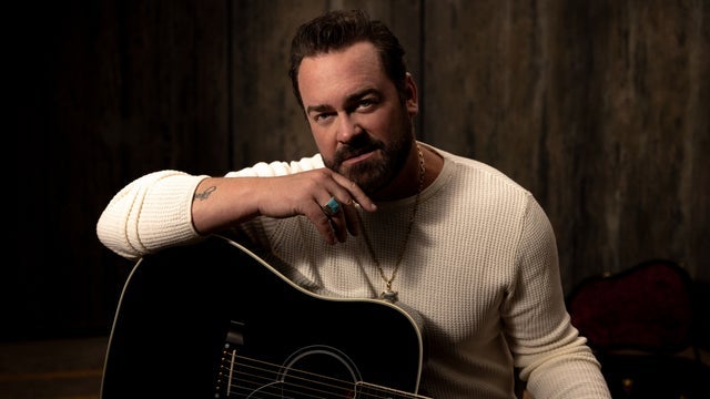 LE SSERAFIM - 2025 Tour Dates & Concert Schedule - Live Nation